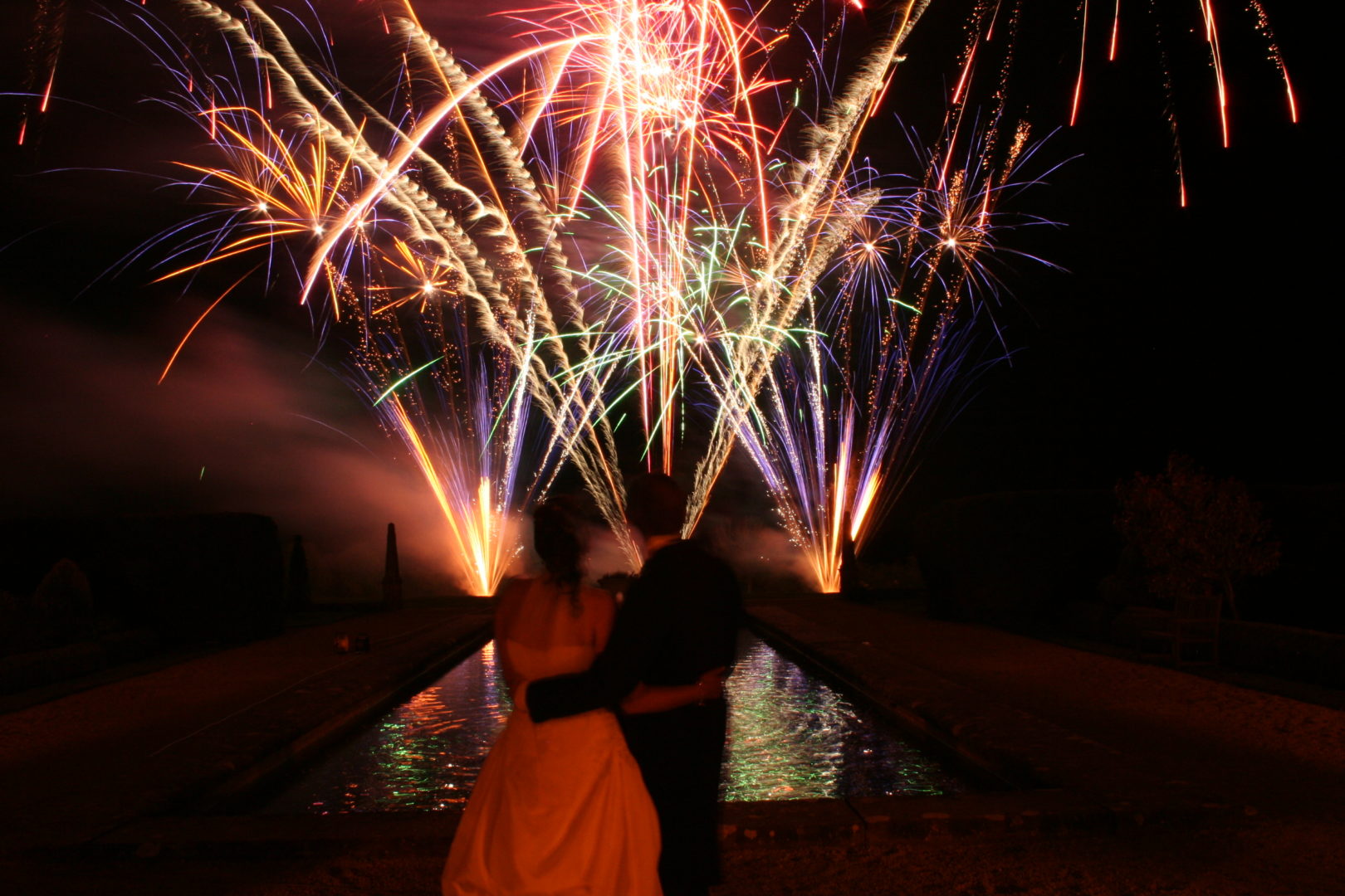 Wedding firework displays England, Scotland & Wales | MLE Pyrotechnics